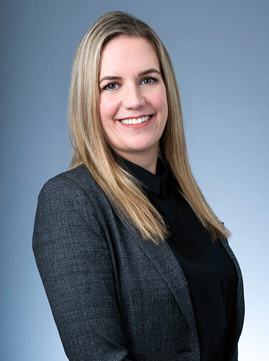 Elisabeth B. Miller | 昆鹰诉讼律师 – 美国昆鹰律师事务所